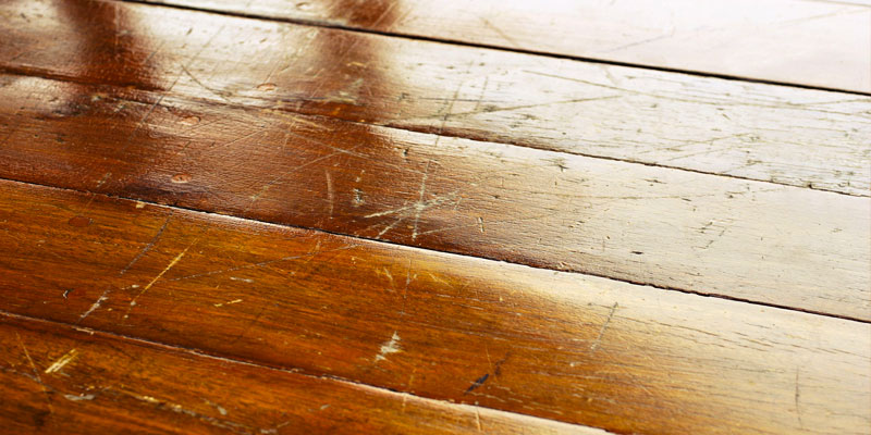 How to Remove Drag Marks From Hardwood Floors - A Comprehensive Guide